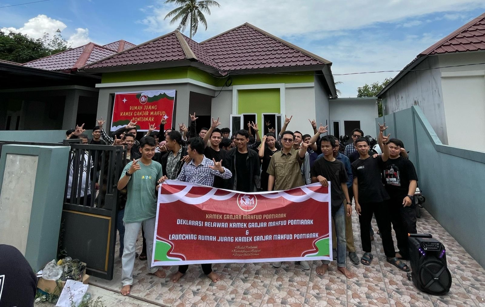 Deklarasi dan Launching Rumah Juang Relawan Kamek Ganjar-Mahfud di ... Deklarasi dan Launching Rumah Juang Relawan Kamek Ganjar-Mahfud di ...